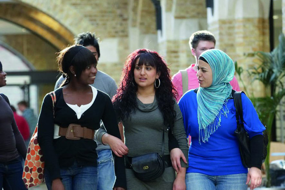 Hello Library and IT at Medway! | Staff and Student News